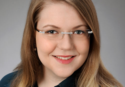 Veronika Lawrence - DevOps Conference & Camps